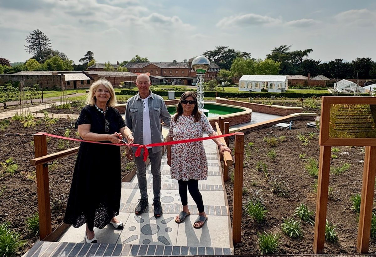 MP unveils Croome Court's new water garden feature to mark 25-year ...